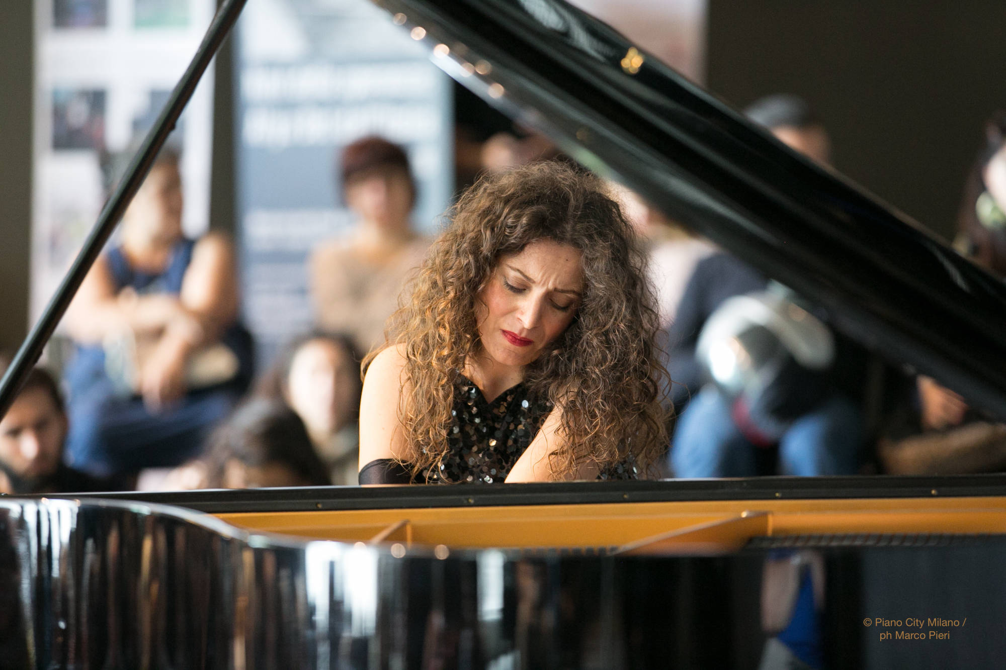 Interview mit der Pianistin Heghine Rapyan - Orchestergraben